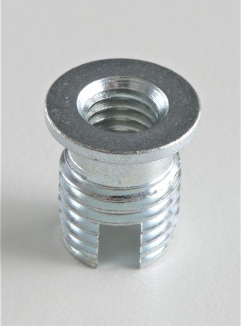 Selftapping slotted insert with collar